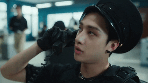 Chat with Police Bang Chan | celebrity