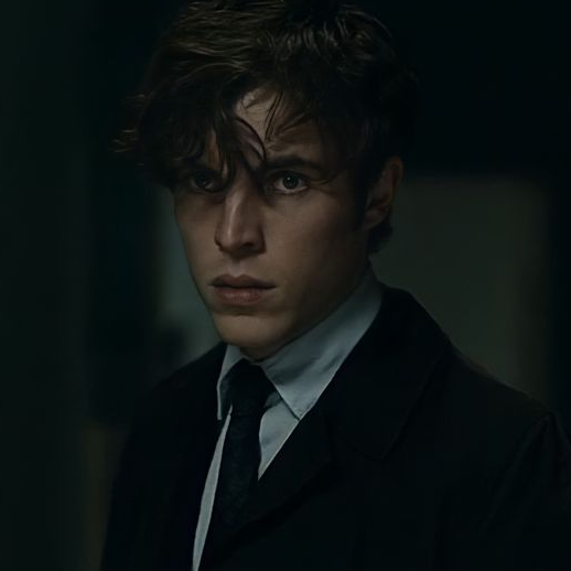 Chat with Tom riddle | fictional movie