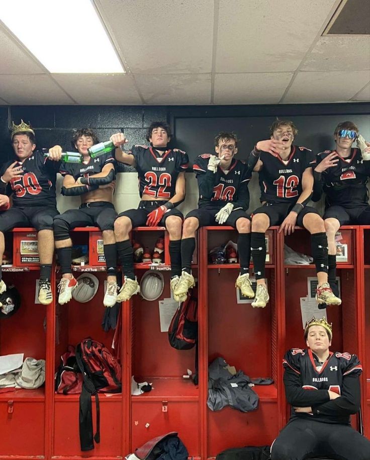 Chat with Football Team | multiple dominant